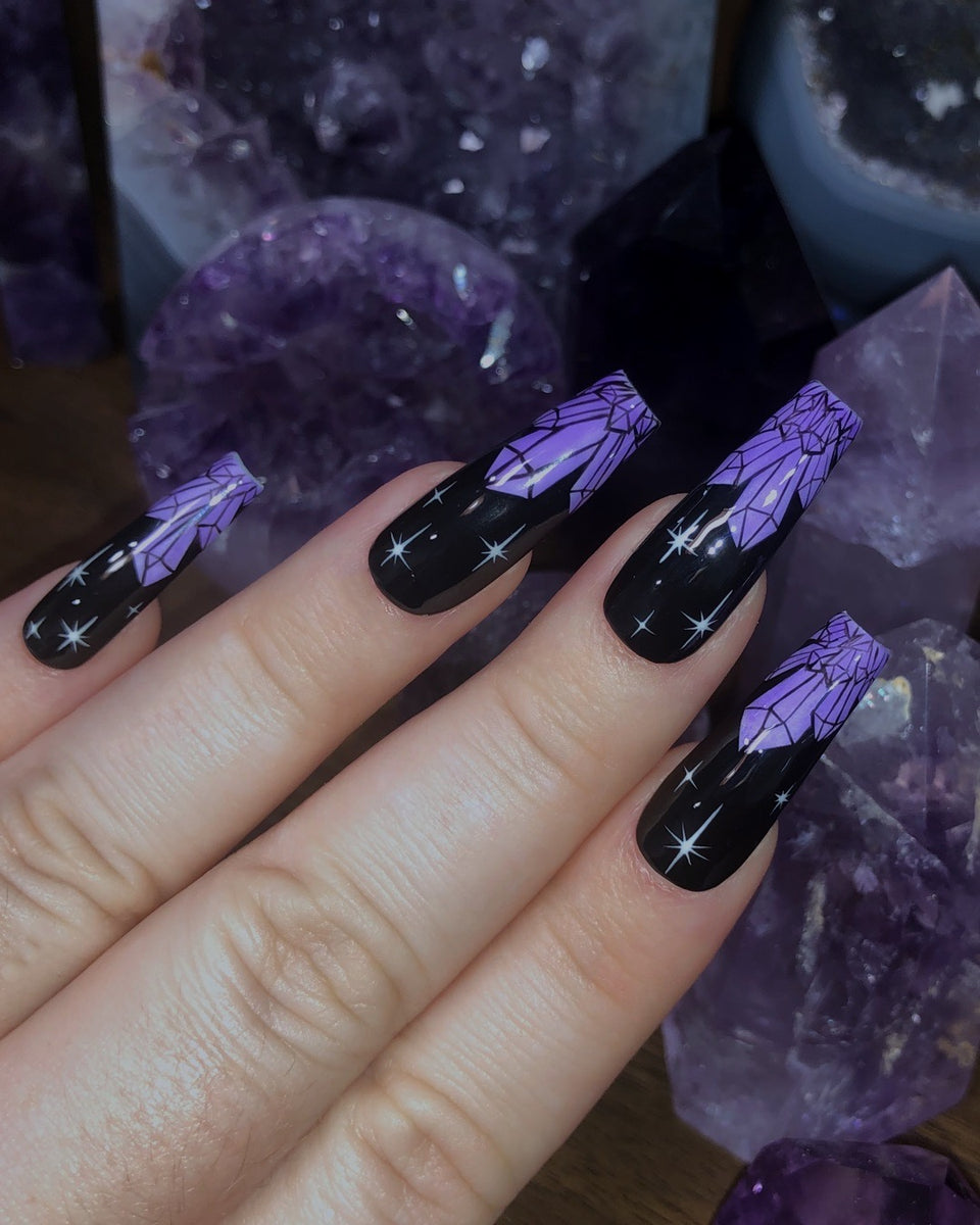 Cluster Gems – Pamper Nail Gallery