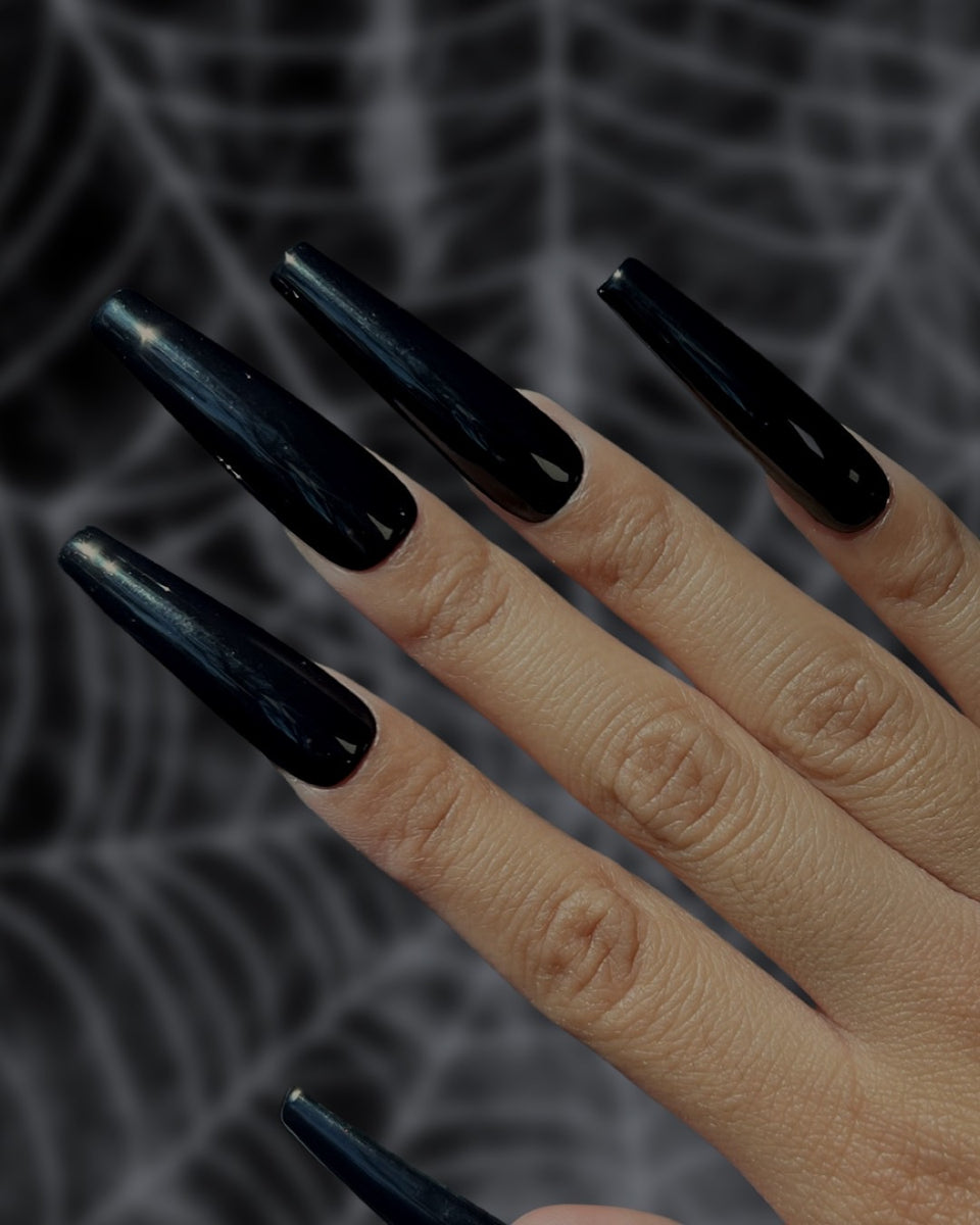 Cobweb Bottoms – Pamper Nail Gallery